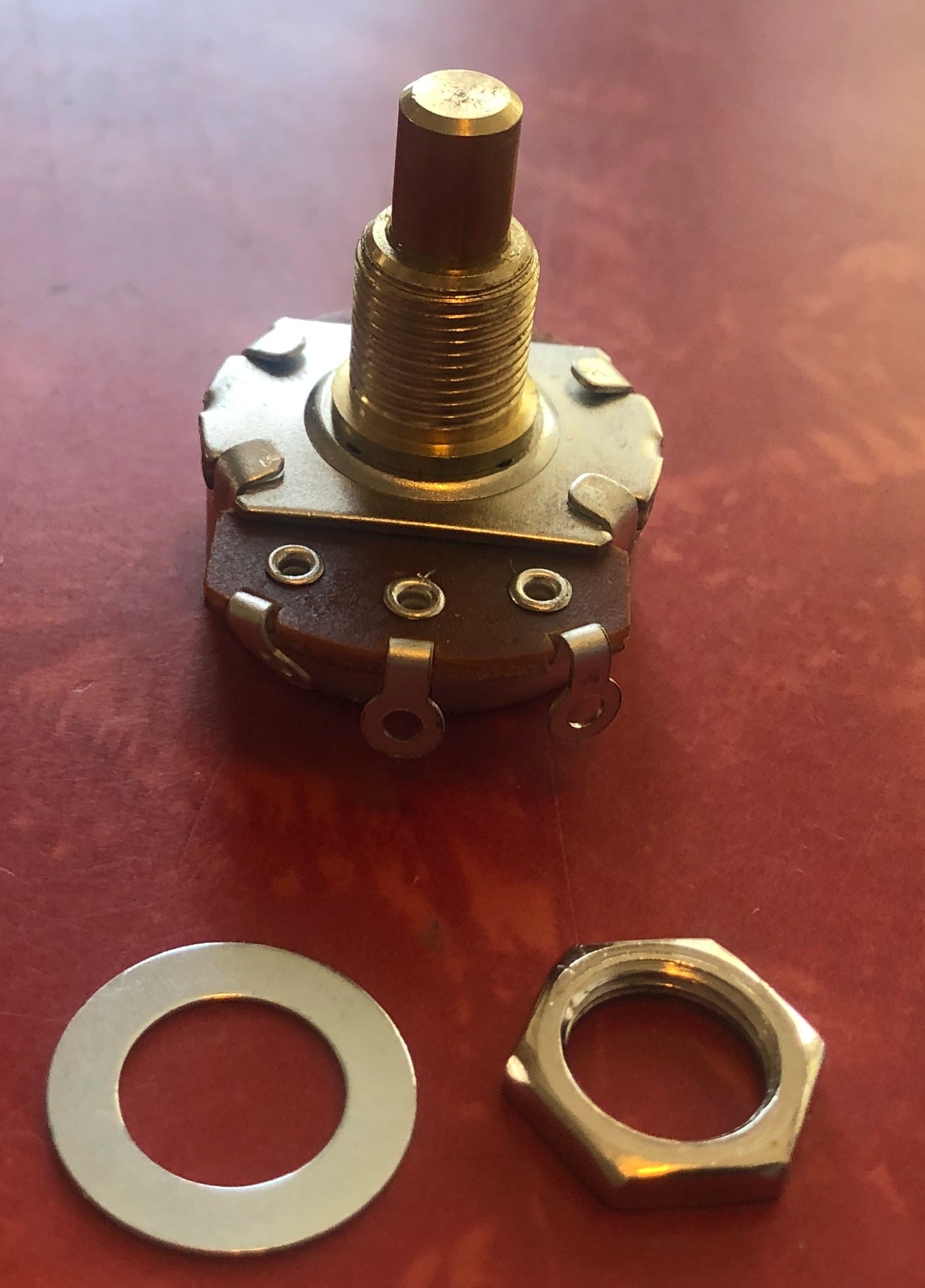 1 Meg Tone Pot with Solid Brass Shaft 3/8", #1MB – Angela Instruments