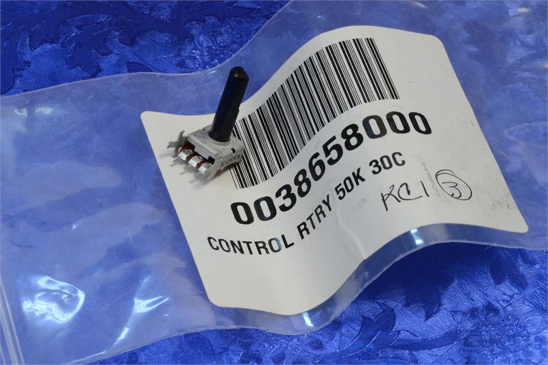 Fender Amp Pot, Control 50K 30C, 0038658000 – Angela Instruments
