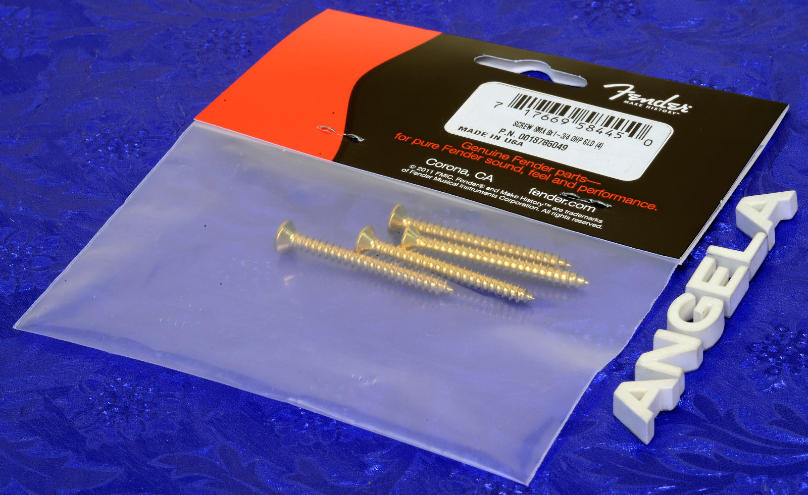 Fender Gold Neck Mounting Screws, Set of Four, 0018785049 – Angela ...